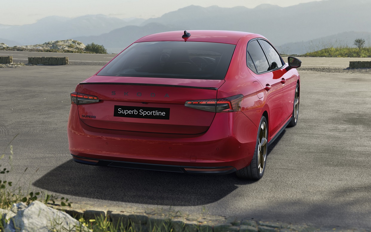 Skoda superb sportline store